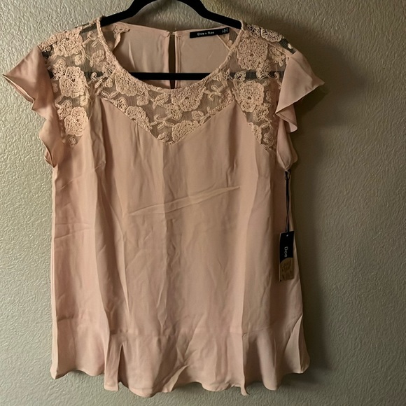 Doe & Rae | Tops | Brand New Blouse Doe Rae | Poshmark